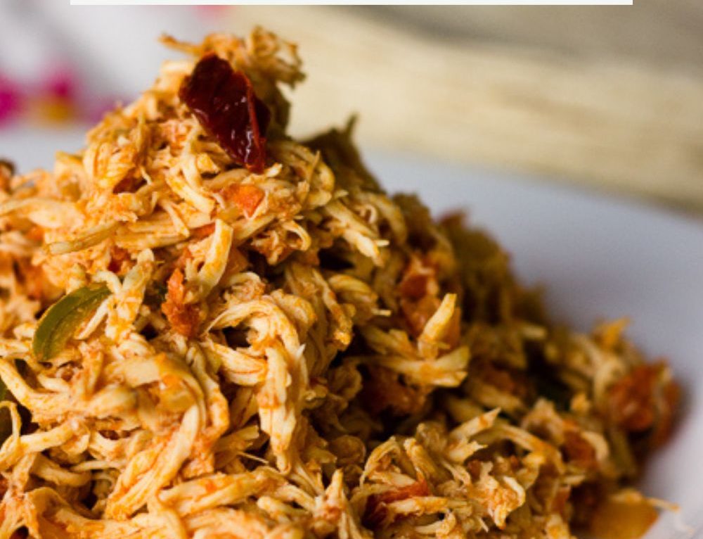 Caldo de Pollo con Chile Guajillo. Receta | Cocina Muy Facil